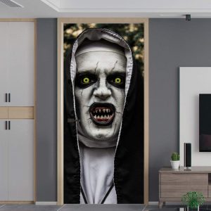 12 Spooky & Scary Halloween Door Decorations Ideas on Amazon - TIMESHOOD